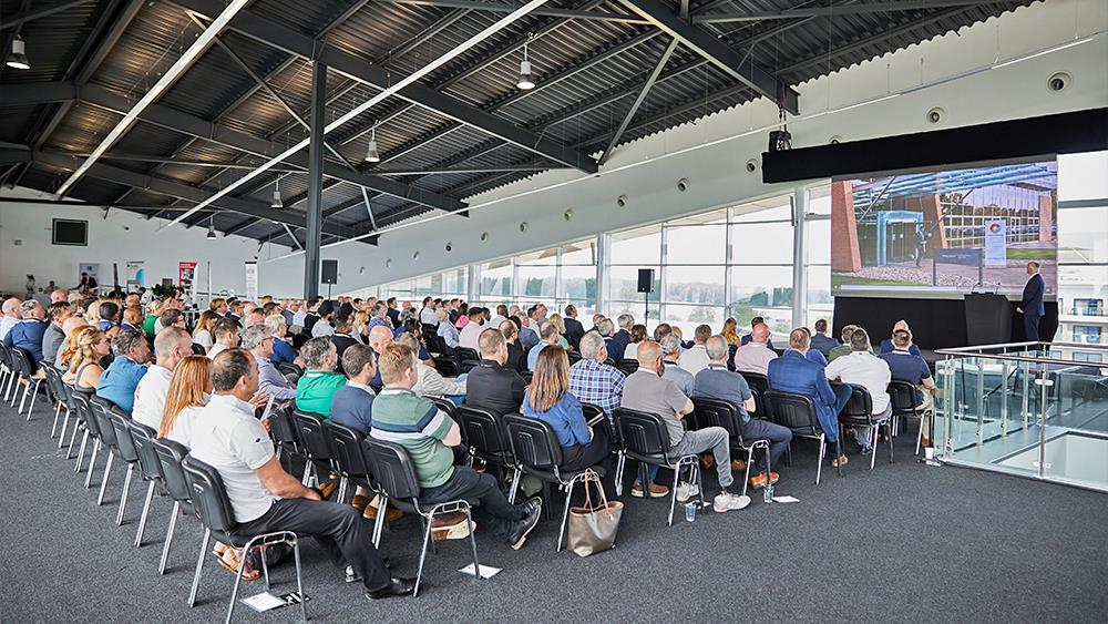 Builders' Merchants News - KBBG hails "huge success" for "largest-ever ...