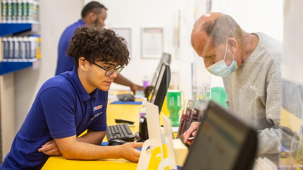 Builders' Merchants News - Toolstation gives staff 9.4% pay rise