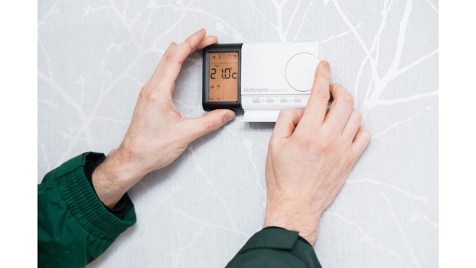 Builders' Merchants News - Navien Smart Plus keeps heating under control