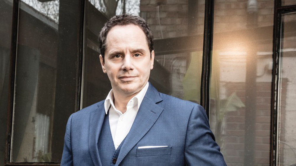 Builders' Merchants News - “World’s best pickpocket” booked for BMF All ...