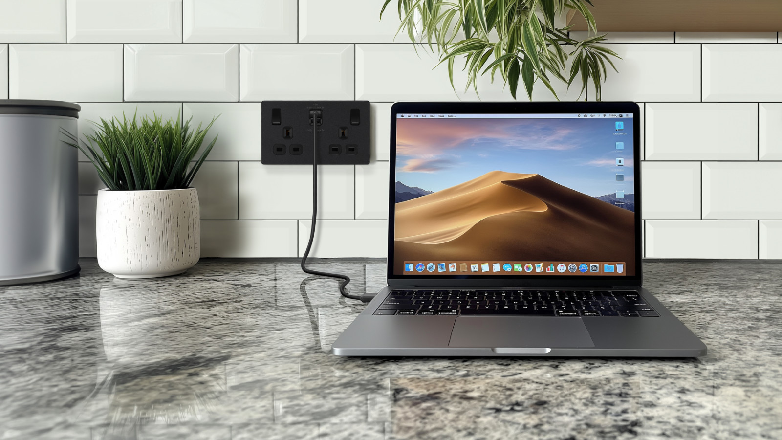 Builders' Merchants News - British General's New USB-C Wall Sockets ...