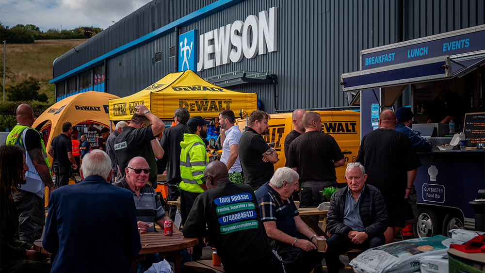 Builders' Merchants News - Jewson launches its biggest branch in the UK