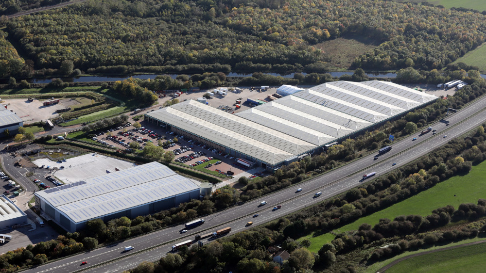 Builders' Merchants News - Omega celebrates 25th anniversary with £20 ...