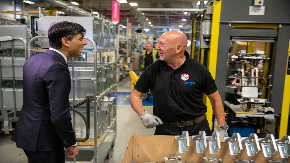 Builders' Merchants News - Chancellor Rishi Sunak MP visits Worcester ...